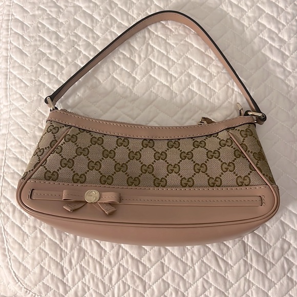 Gucci | Bags | Gucci Light Pink Monogram Purse | Poshmark